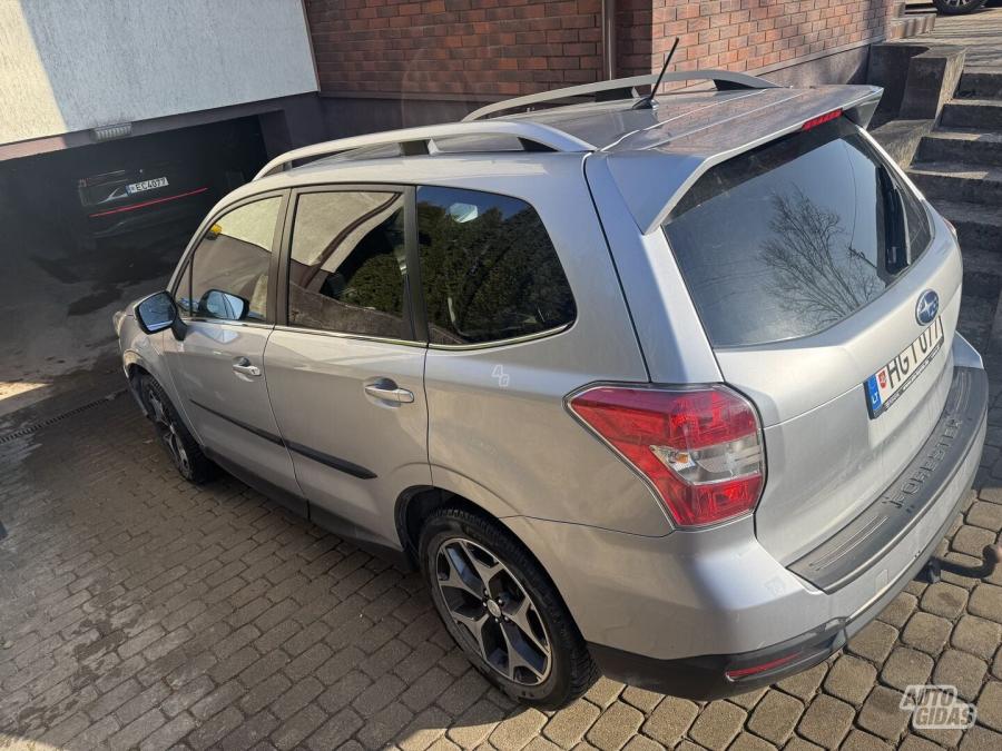 Subaru Forester 2013 in Kaunas, with an engine capacity of 2.00 L and mileage of 306 thousand km for 6200 €, photo 2 on AUTOMOTO.COM.LV