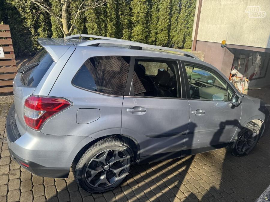 Subaru Forester 2013 in Kaunas, with an engine capacity of 2.00 L and mileage of 306 thousand km for 6200 €, photo 4 on AUTOMOTO.COM.LV