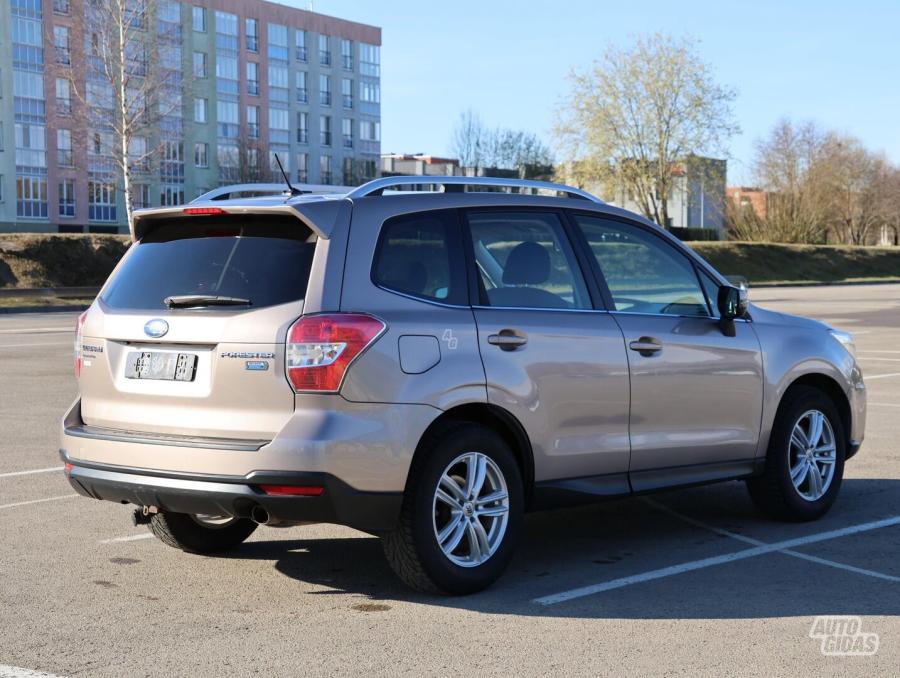 Subaru Forester 2013 in Siauliai, with an engine capacity of 2.00 L and mileage of 365 thousand km for 4850 €, photo 5 on AUTOMOTO.COM.LV