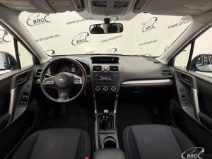 Subaru Forester 2014 in Vilnius, with an engine capacity of 2.50 L and mileage of 190 thousand km for 9500 €, photo 4 on AUTOMOTO.COM.LV