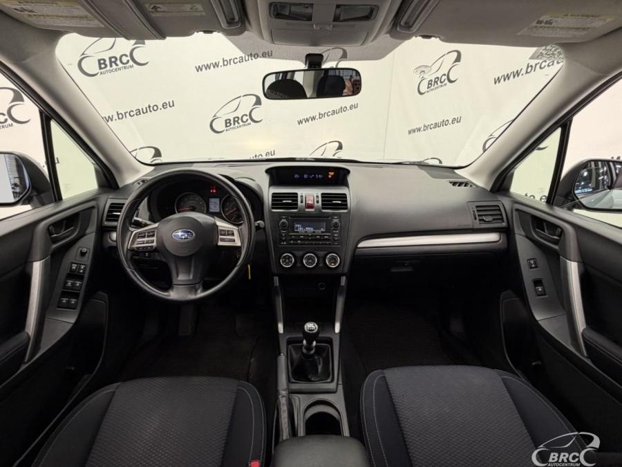 Subaru Forester 2014 in Vilnius, with an engine capacity of 2.50 L and mileage of 190 thousand km for 9500 €, photo 4 on AUTOMOTO.COM.LV