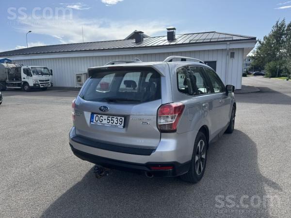 Subaru Forester 2015 in Riga, with an engine capacity of 2.00 L and mileage of 292 thousand km for 5900 €, photo 3 on AUTOMOTO.COM.LV