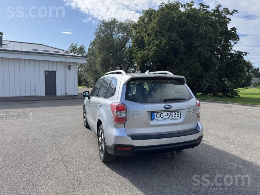Subaru Forester 2015 in Riga, with an engine capacity of 2.00 L and mileage of 292 thousand km for 5900 €, photo 4 on AUTOMOTO.COM.LV