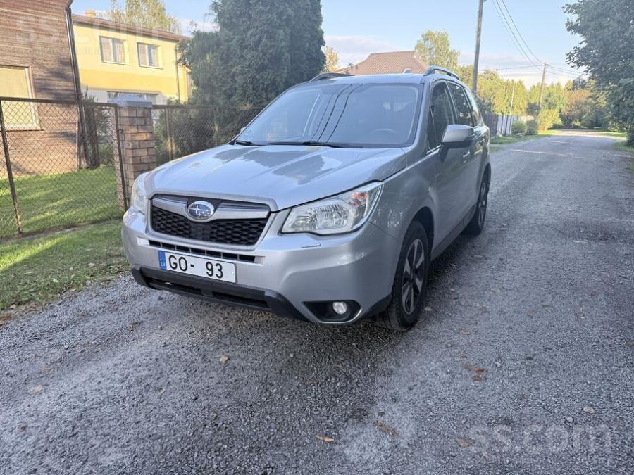 Subaru Forester 2015 in Riga, with an engine capacity of 2.00 L and mileage of 303 thousand km for 7000 €, photo 7 on AUTOMOTO.COM.LV