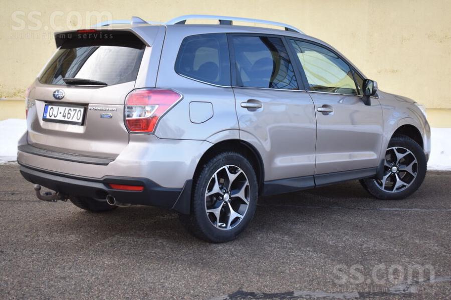 Subaru Forester 2015 in Talsi, with an engine capacity of 2.00 L and mileage of 188 thousand km for 8800 €, photo 6 on AUTOMOTO.COM.LV