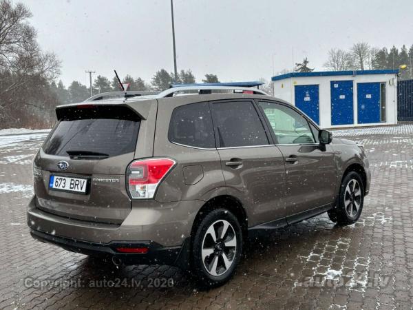 Subaru Forester 2016 in Narva, with an engine capacity of 2.00 L and mileage of 84 thousand km for 12990 €, photo 4 on AUTOMOTO.COM.LV