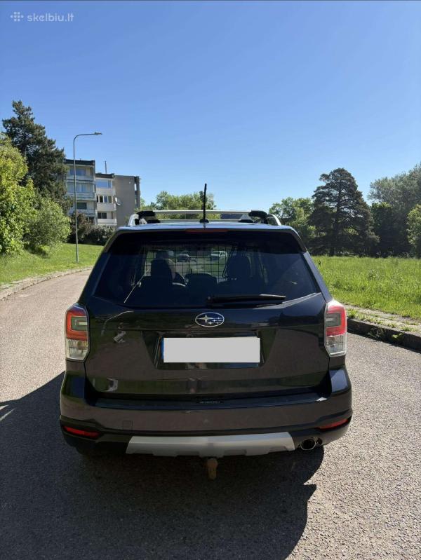 Subaru Forester 2016 in Vilnius, with an engine capacity of 2.00 L and mileage of 223 thousand km for 10400 €, photo 3 on AUTOMOTO.COM.LV