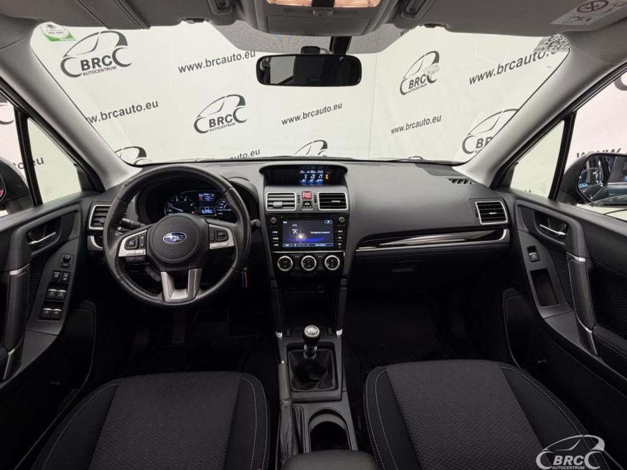 Subaru Forester 2017 in Vilnius, with an engine capacity of 2.00 L and mileage of 95 thousand km for 11000 €, photo 4 on AUTOMOTO.COM.LV