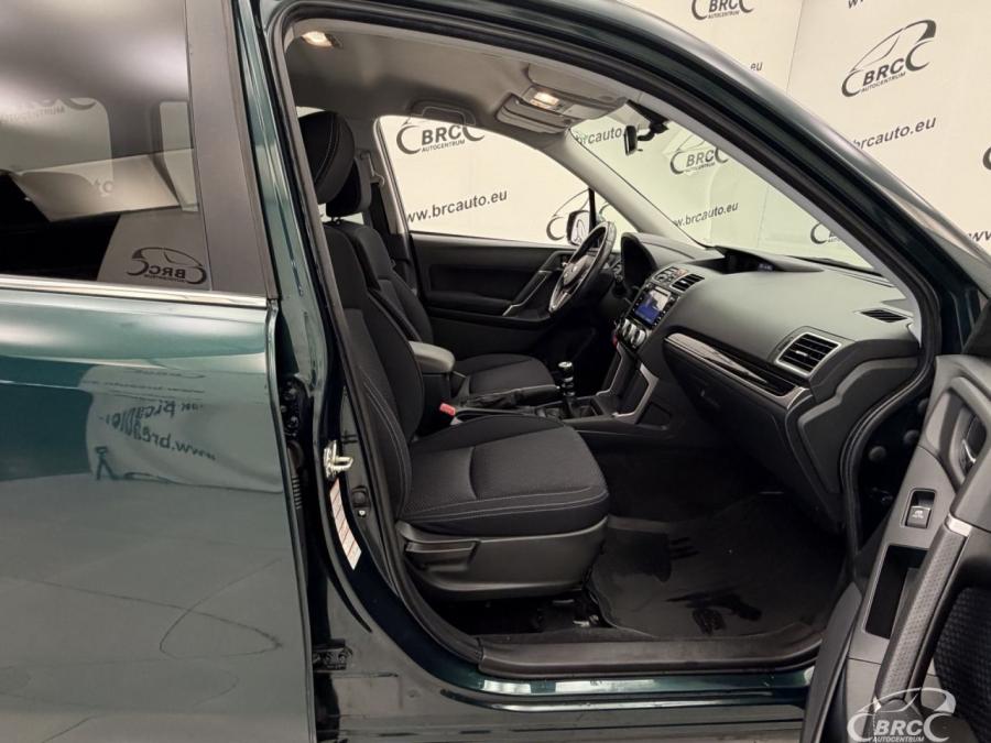 Subaru Forester 2017 in Vilnius, with an engine capacity of 2.00 L and mileage of 95 thousand km for 11000 €, photo 5 on AUTOMOTO.COM.LV