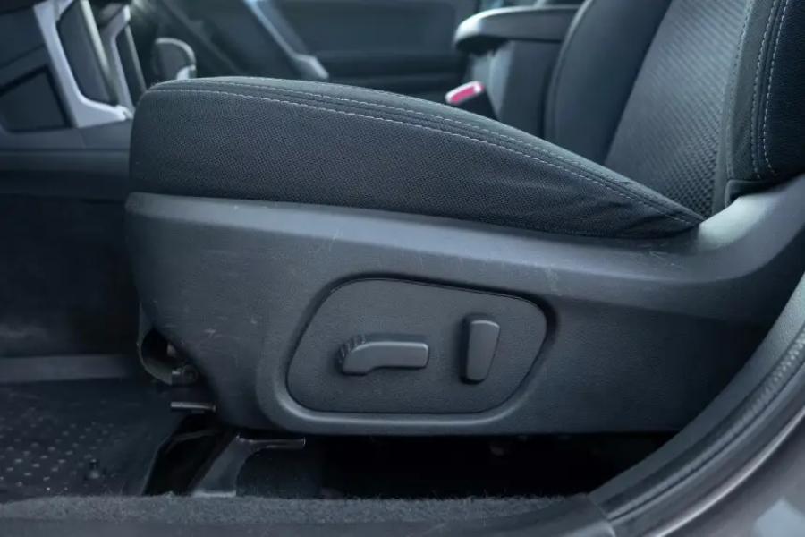 Subaru Forester 2017 in Liepaja, with an engine capacity of 2.00 L and mileage of 220 thousand km for 15500 €, photo 24 on AUTOMOTO.COM.LV