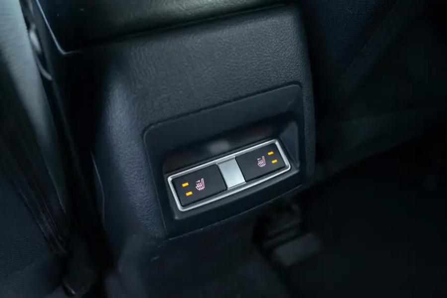 Subaru Forester 2017 in Liepaja, with an engine capacity of 2.00 L and mileage of 220 thousand km for 15500 €, photo 25 on AUTOMOTO.COM.LV