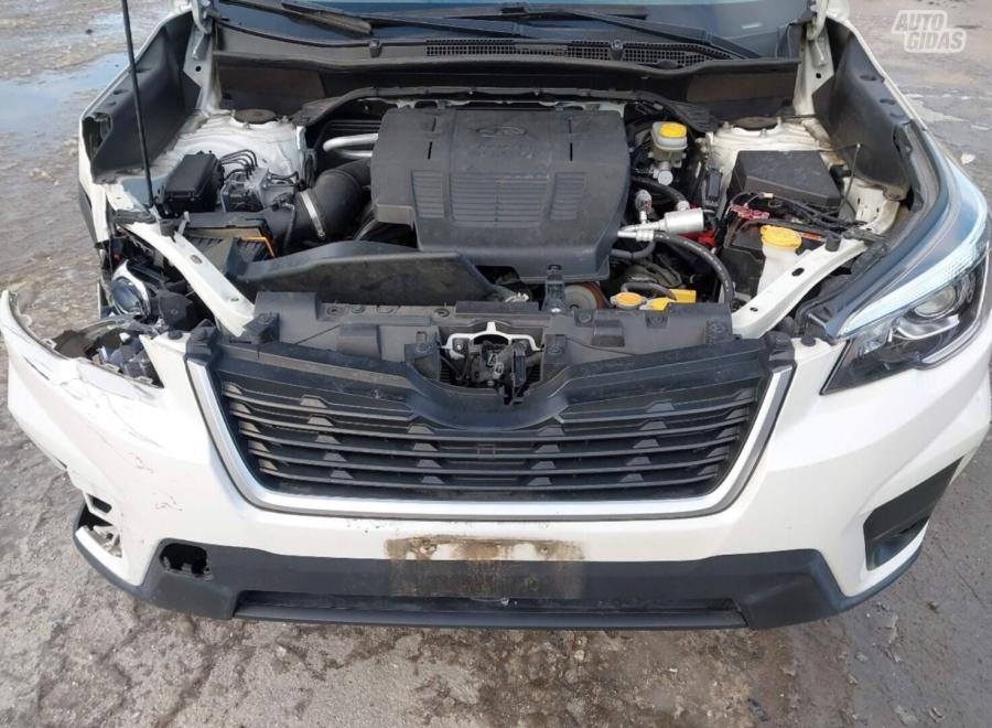 Subaru Forester 2019 in Vilnius, with an engine capacity of 2.50 L and mileage of 113 thousand km for 10500 €, photo 10 on AUTOMOTO.COM.LV