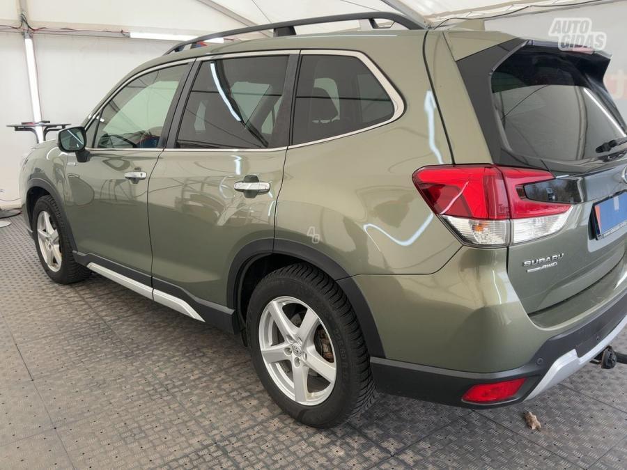 Subaru Forester 2020 Viļņa, ar dzinēja tilpumu 2.00 L un nobraukumu 176 tūkst. km par 17500 €, foto 3 vietnē AUTOMOTO.COM.LV