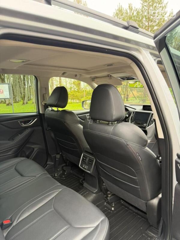 Subaru Forester 2021 in Mazeikiai, with an engine capacity of 2.50 L and mileage of 80 thousand km for 19500 €, photo 3 on AUTOMOTO.COM.LV