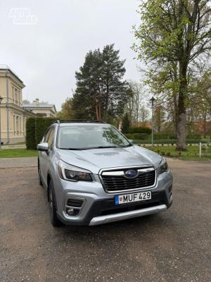 Subaru Forester 2021 in Mazeikiai, with an engine capacity of 2.50 L and mileage of 80 thousand km for 19500 €, photo 9 on AUTOMOTO.COM.LV