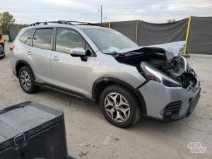 Subaru Forester 2022 in Vilnius, with an engine capacity of 2.50 L and mileage of 94 thousand km for 9900 €, photo 4 on AUTOMOTO.COM.LV