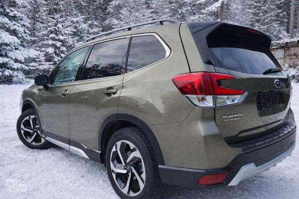 Subaru Forester 2024 Tauragė, ar dzinēja tilpumu 2.50 L un nobraukumu 13 tūkst. km par 24650 €, foto 2 vietnē AUTOMOTO.COM.LV