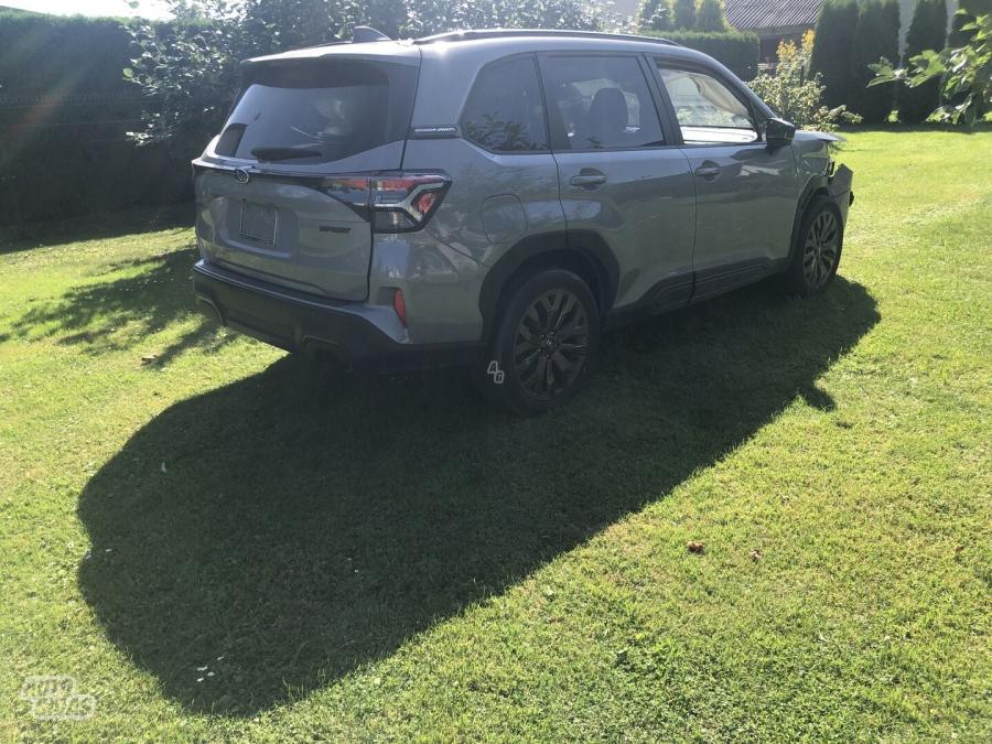 Subaru Forester 2025 Panevēža, ar dzinēja tilpumu 2.50 L un nobraukumu 6 tūkst. km par 18700 €, foto 4 vietnē AUTOMOTO.COM.LV