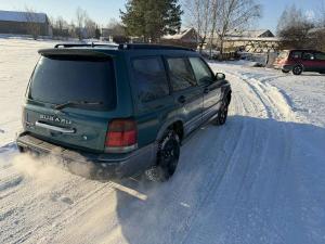 Zaļš Subaru Forester 1998 Marijampole, ar dzinēja tilpumu 1.99 L un nobraukumu 364 tūkst. km par 1700 €, foto 3 vietnē AUTOMOTO.COM.LV