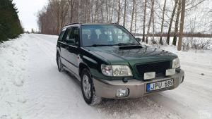 Zaļš Subaru Forester 2002 Kretinga, ar dzinēja tilpumu 2.00 L un nobraukumu 295 tūkst. km par 1380 €, foto 3 vietnē AUTOMOTO.COM.LV