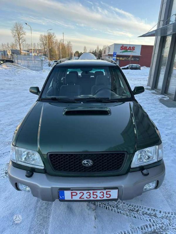 Green Subaru Forester 2002 in Vilnius, with an engine capacity of 1.99 L and mileage of 228 thousand km for 1850 €, photo 8 on AUTOMOTO.COM.LV
