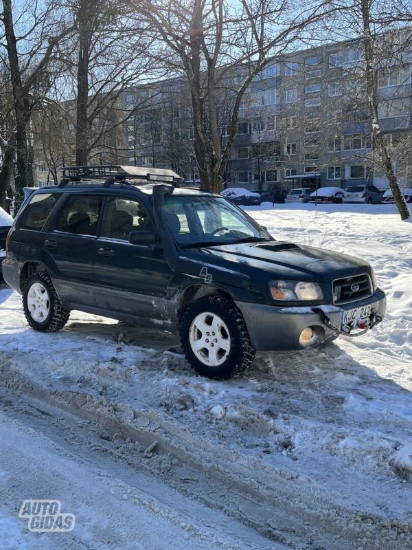 Zaļš Subaru Forester 2002 Kauņa, ar dzinēja tilpumu 2.00 L un nobraukumu 245 tūkst. km par 3100 €, foto 1 vietnē AUTOMOTO.COM.LV