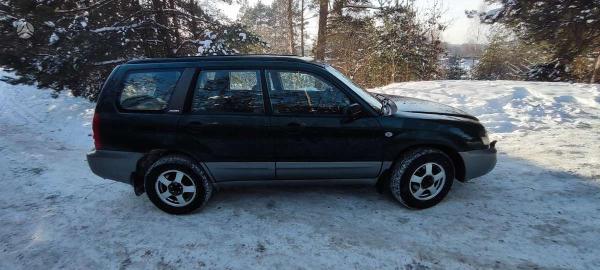 Zaļš Subaru Forester 2003 Viļņa, ar dzinēja tilpumu 1.99 L un nobraukumu 305 tūkst. km par 2600 €, foto 4 vietnē AUTOMOTO.COM.LV