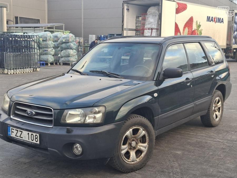 Zaļš Subaru Forester 2004 Šilutė, ar dzinēja tilpumu 2.00 L un nobraukumu 350 tūkst. km par 2350 €, foto 1 vietnē AUTOMOTO.COM.LV