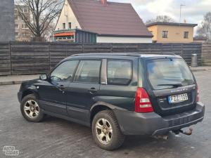 Zaļš Subaru Forester 2004 Šilutė, ar dzinēja tilpumu 2.00 L un nobraukumu 350 tūkst. km par 2350 €, foto 2 vietnē AUTOMOTO.COM.LV
