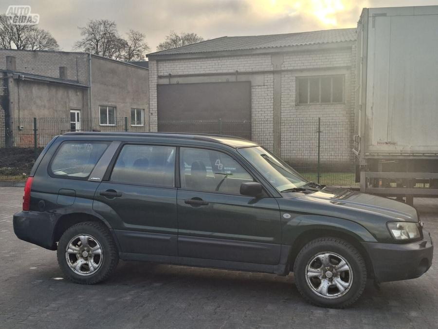 Zaļš Subaru Forester 2004 Šilutė, ar dzinēja tilpumu 2.00 L un nobraukumu 350 tūkst. km par 2350 €, foto 3 vietnē AUTOMOTO.COM.LV