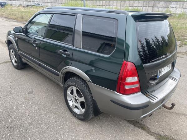 Zaļš Subaru Forester 2004 Šauļi, ar dzinēja tilpumu 2.00 L un nobraukumu 290 tūkst. km par 3800 €, foto 2 vietnē AUTOMOTO.COM.LV