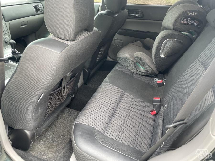 Green Subaru Forester 2004 in Siauliai, with an engine capacity of 2.00 L and mileage of 290 thousand km for 3800 €, photo 11 on AUTOMOTO.COM.LV