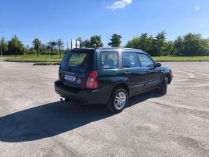 Green Subaru Forester 2004 in Panevezys, with an engine capacity of 1.99 L and mileage of 250 thousand km for 2800 €, photo 9 on AUTOMOTO.COM.LV