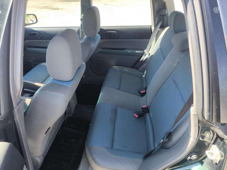Green Subaru Forester 2004 in Panevezys, with an engine capacity of 1.99 L and mileage of 250 thousand km for 2800 €, photo 15 on AUTOMOTO.COM.LV