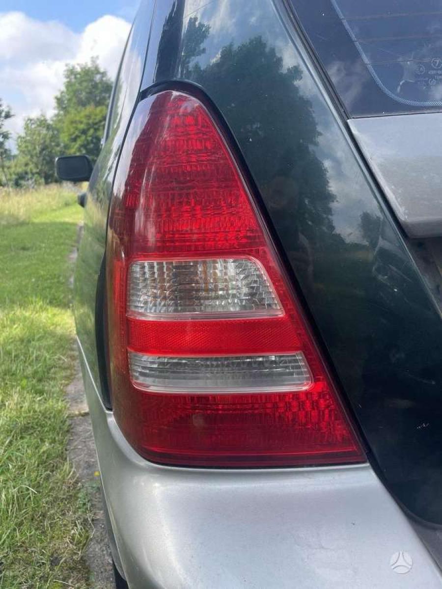 Zaļš Subaru Forester 2004 Viļņa, ar dzinēja tilpumu 2.46 L un nobraukumu 348 tūkst. km par 1000 €, foto 24 vietnē AUTOMOTO.COM.LV