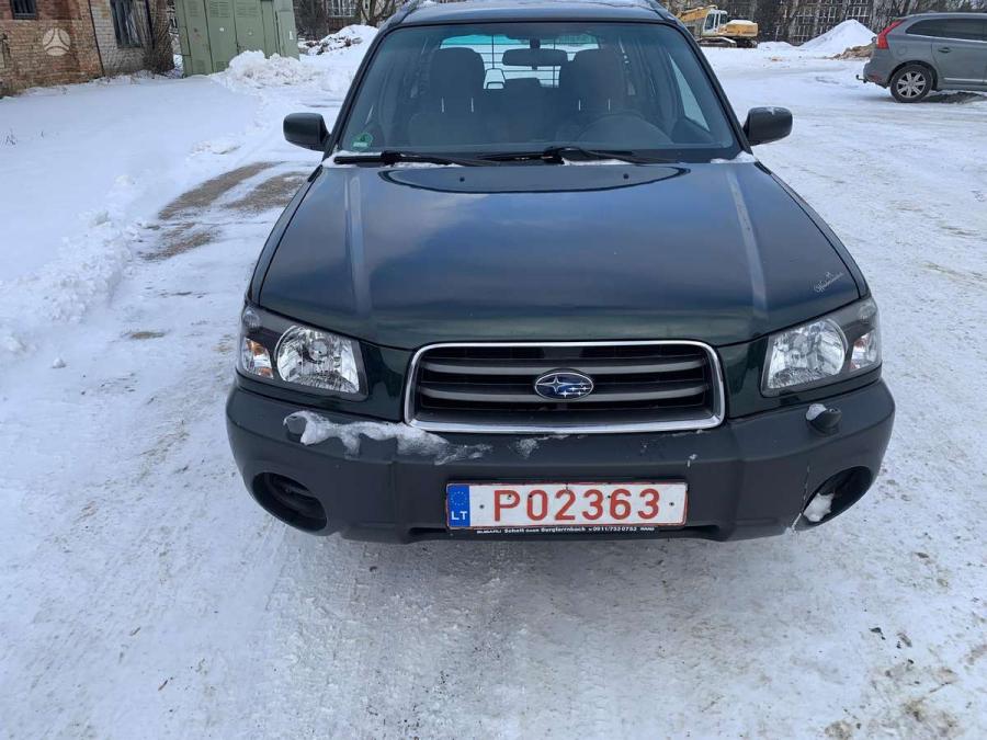 Green Subaru Forester 2005 in Utena, with an engine capacity of 1.99 L and mileage of 160 thousand km for 2650 €, photo 3 on AUTOMOTO.COM.LV