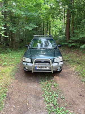 Zaļš Subaru Forester 2005 Utena, ar dzinēja tilpumu 1.99 L un nobraukumu 216 tūkst. km par 2500 €, foto 3 vietnē AUTOMOTO.COM.LV