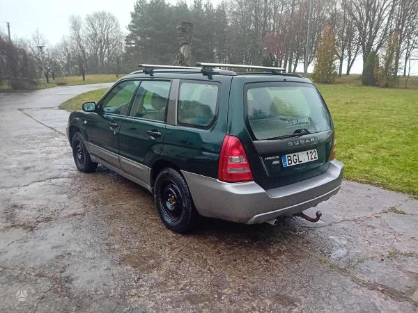 Green Subaru Forester 2006 in Kedainiai, with an engine capacity of 1.99 L and mileage of 350 thousand km for 1600 €, photo 2 on AUTOMOTO.COM.LV