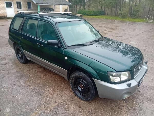 Green Subaru Forester 2006 in Kedainiai, with an engine capacity of 1.99 L and mileage of 350 thousand km for 1600 €, photo 3 on AUTOMOTO.COM.LV