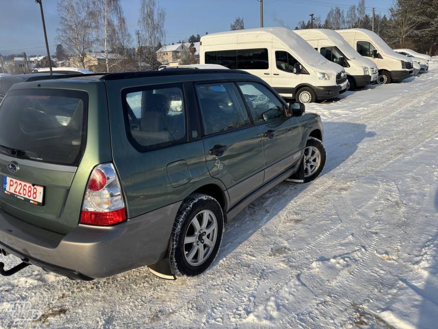 Zaļš Subaru Forester 2006 Jurbarkas, ar dzinēja tilpumu 2.00 L un nobraukumu 244 tūkst. km par 2450 €, foto 7 vietnē AUTOMOTO.COM.LV