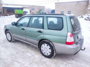 Green Subaru Forester 2006 in Utena, with an engine capacity of 1.99 L and mileage of 265 thousand km for 2750 €, photo 2 on AUTOMOTO.COM.LV