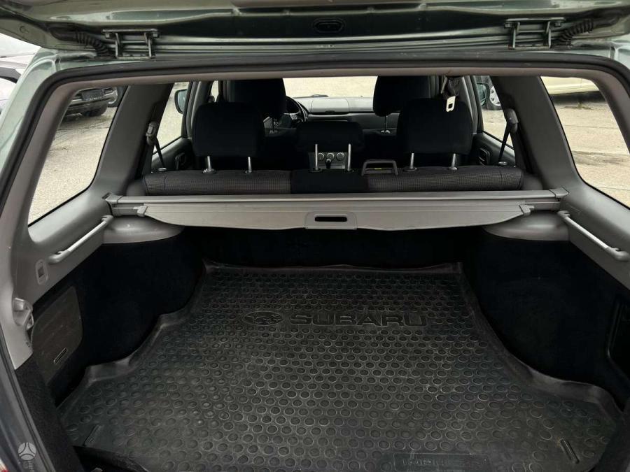 Zaļš Subaru Forester 2006 Utena, ar dzinēja tilpumu 1.99 L un nobraukumu 199 tūkst. km par 3650 €, foto 13 vietnē AUTOMOTO.COM.LV