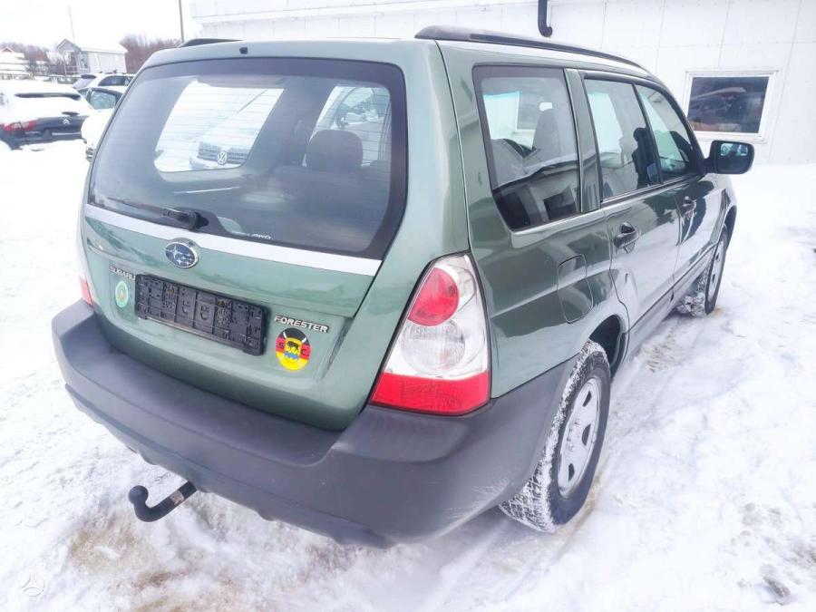 Zaļš Subaru Forester 2007 Utena, ar dzinēja tilpumu 1.99 L un nobraukumu 188 tūkst. km par 3450 €, foto 6 vietnē AUTOMOTO.COM.LV