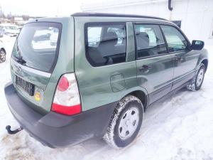 Zaļš Subaru Forester 2007 Utena, ar dzinēja tilpumu 1.99 L un nobraukumu 188 tūkst. km par 3450 €, foto 7 vietnē AUTOMOTO.COM.LV