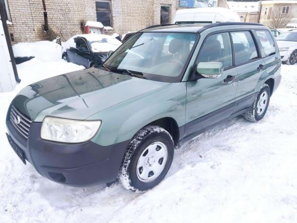 Green Subaru Forester 2007 in Utena, with an engine capacity of 1.99 L and mileage of 188 thousand km for 3450 €, photo 11 on AUTOMOTO.COM.LV