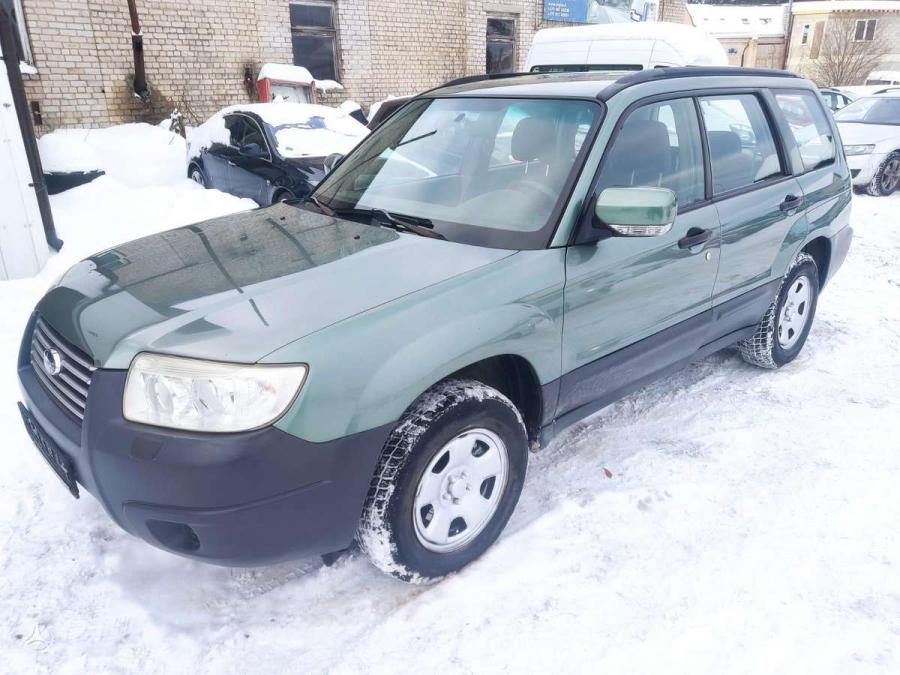 Zaļš Subaru Forester 2007 Utena, ar dzinēja tilpumu 1.99 L un nobraukumu 188 tūkst. km par 3450 €, foto 11 vietnē AUTOMOTO.COM.LV