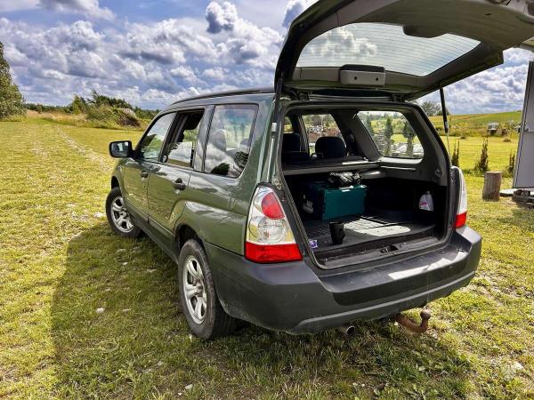 Green Subaru Forester 2007 in Vilnius, with an engine capacity of 2.00 L and mileage of 397 thousand km for 2000 €, photo 2 on AUTOMOTO.COM.LV