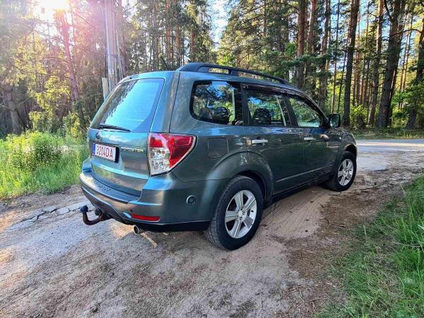 Green Subaru Forester 2008 in Vilnius, with an engine capacity of 2.00 L and mileage of 268 thousand km for 5700 €, photo 7 on AUTOMOTO.COM.LV