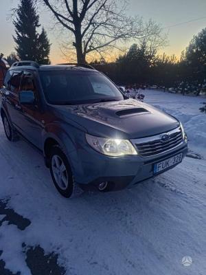 Green Subaru Forester 2009 in Birzai, with an engine capacity of 1.99 L and mileage of 202 thousand km for 4150 €, photo  on AUTOMOTO.COM.LV