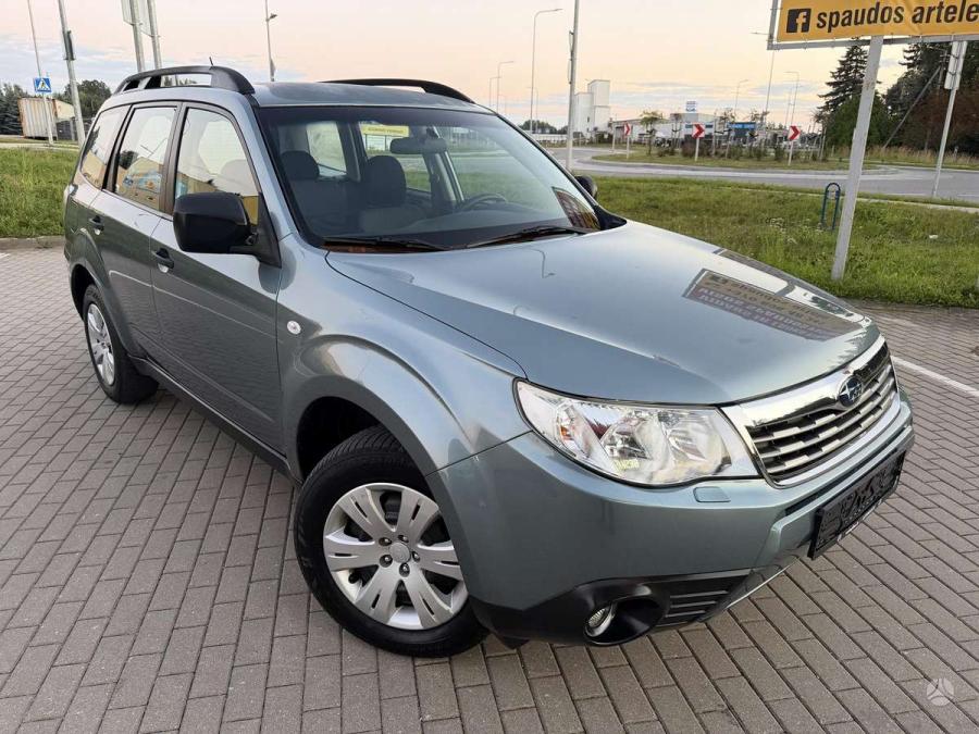 Green Subaru Forester 2009 in Utena, with an engine capacity of 1.99 L and mileage of 205 thousand km for 6500 €, photo 3 on AUTOMOTO.COM.LV